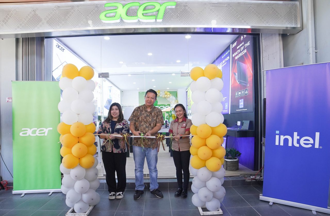 Rambah Kota Kupang, Acer Buka Acer Exclusive Store
