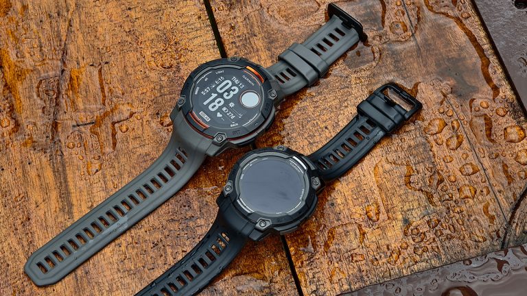 Garmin Rilis Instinct 3 Series dengan Layar AMOLED dan Solar